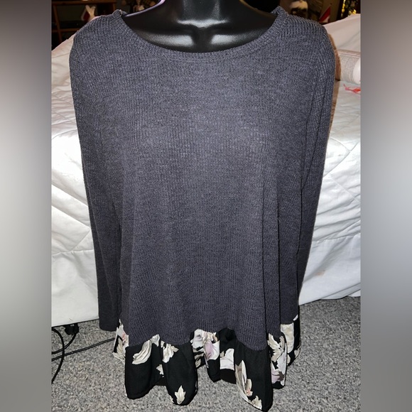 ODDY | Tops | Oddy Brand New Waffle Knit Floral Tunic Top | Poshmark